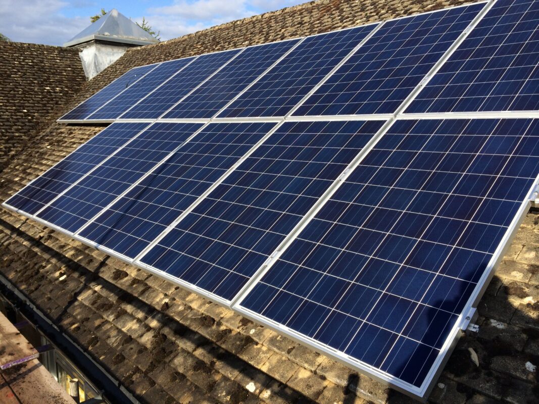Charlbury Primary School - Low Carbon Hub